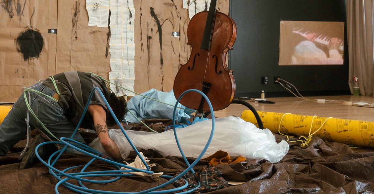 Charlie Prince & Olivia Tapiero | Tangente